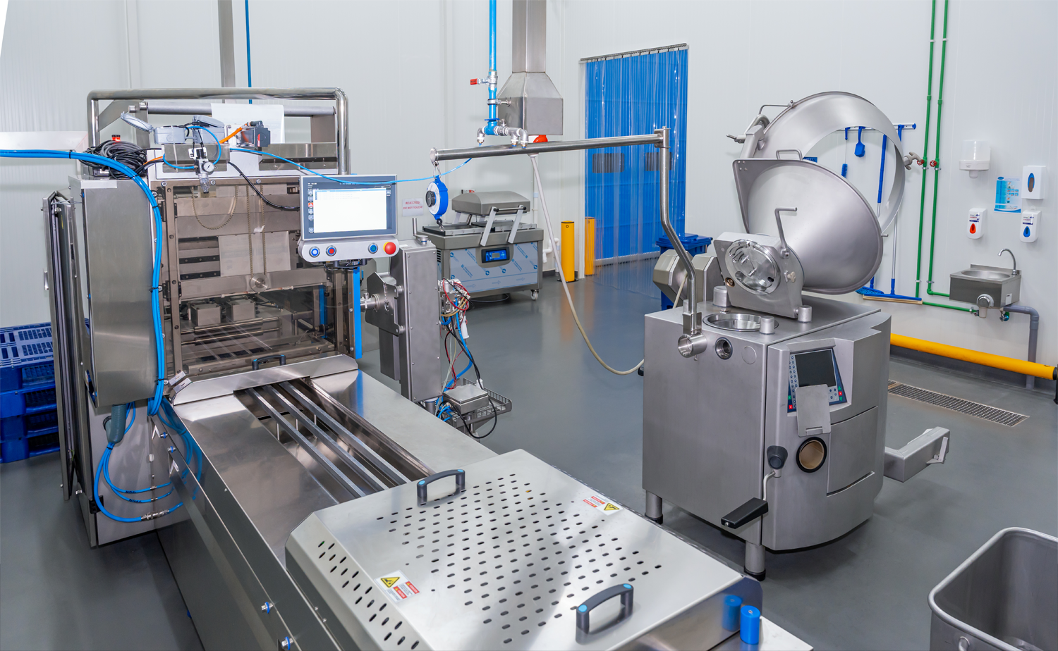 Pet Food Making Process: Advanced Technology & Machinery - Furchild